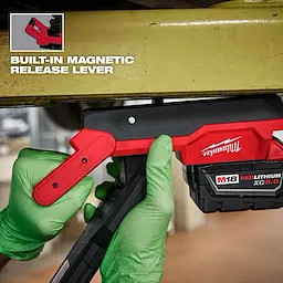 M18™ Magnetic Extendable Boom Light | Milwaukee Tool