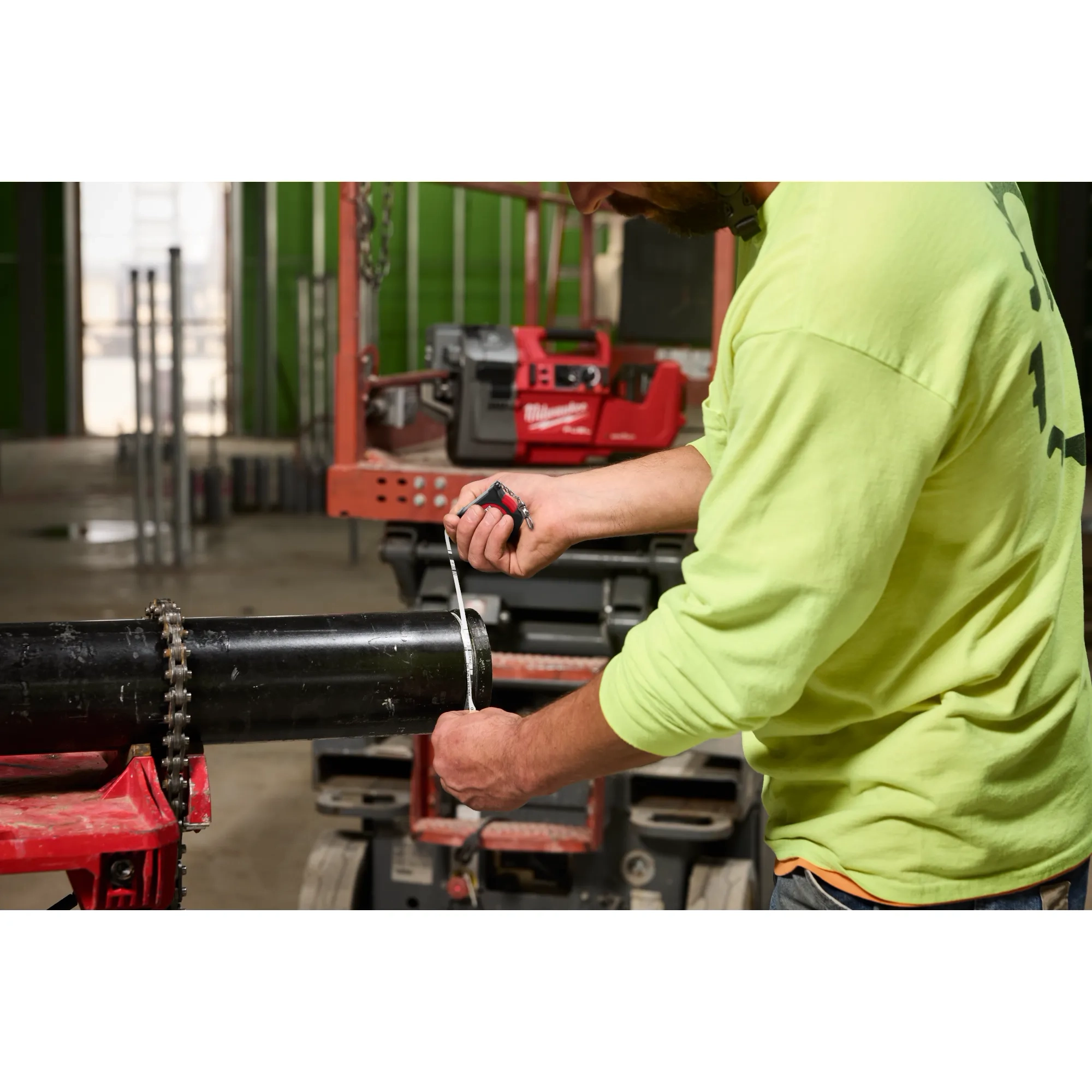 Pipe Diameter Tape Measure | Milwaukee Tool