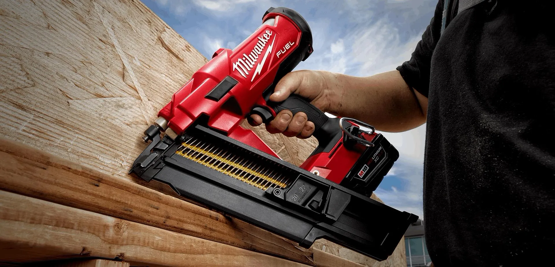 M18 FUEL, M12 and Corded Finish Nailers and Crown Staplers | Milwaukee Tool