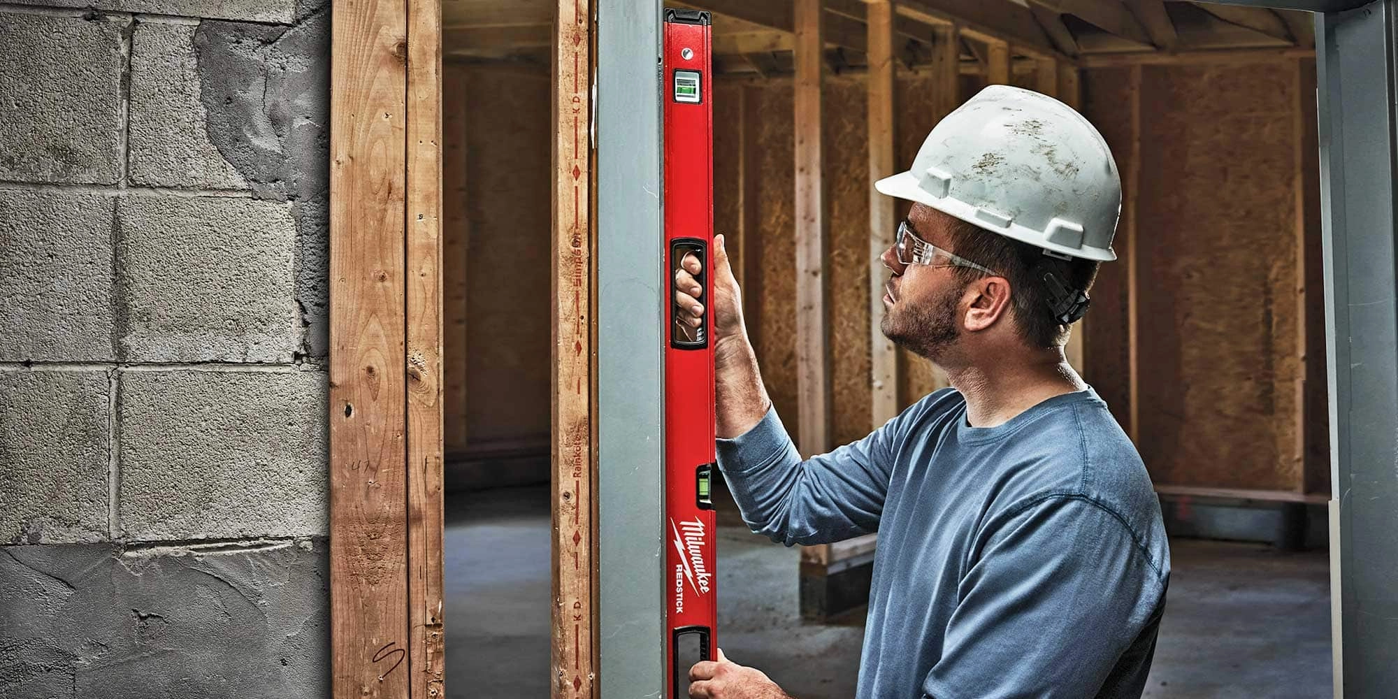 Levelling and Layout Hand Tools | Milwaukee Tool