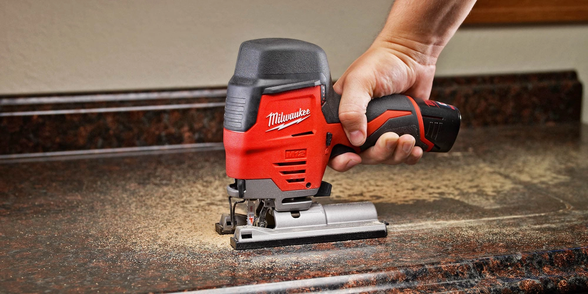 M18, M12 and Corded Woodworking Jig Saws | Milwaukee Tool