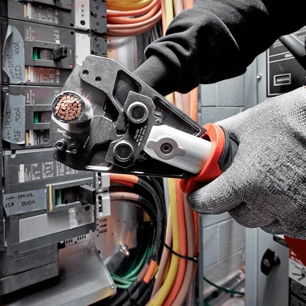 Electrical Installation Cable Cutters | Milwaukee Tool