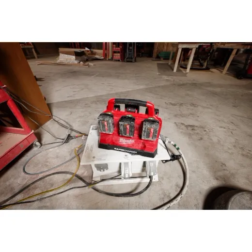 M18™ PACKOUT™ Six Bay Rapid Charger | Milwaukee Tool