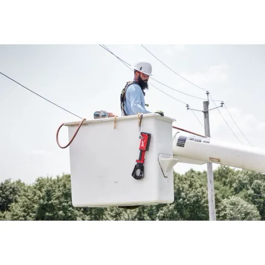 M18™ FORCE LOGIC™ 12T Latched Linear Crimper | Milwaukee Tool