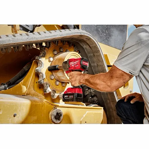 M18 FUEL™ ½” Ext. Anvil Controlled Torque Impact Wrench w/ONE-KEY™ Kit | Milwaukee Tool